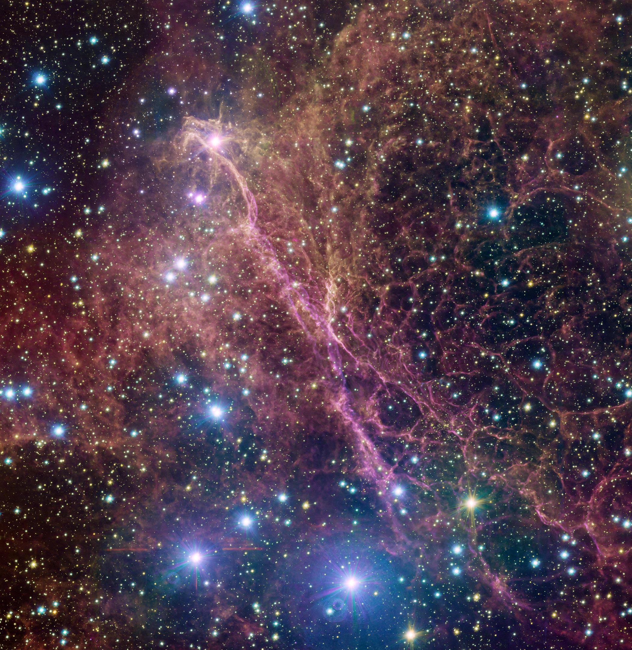This Supernova Explosion Still Looks Breathtaking 11,000 Years Later