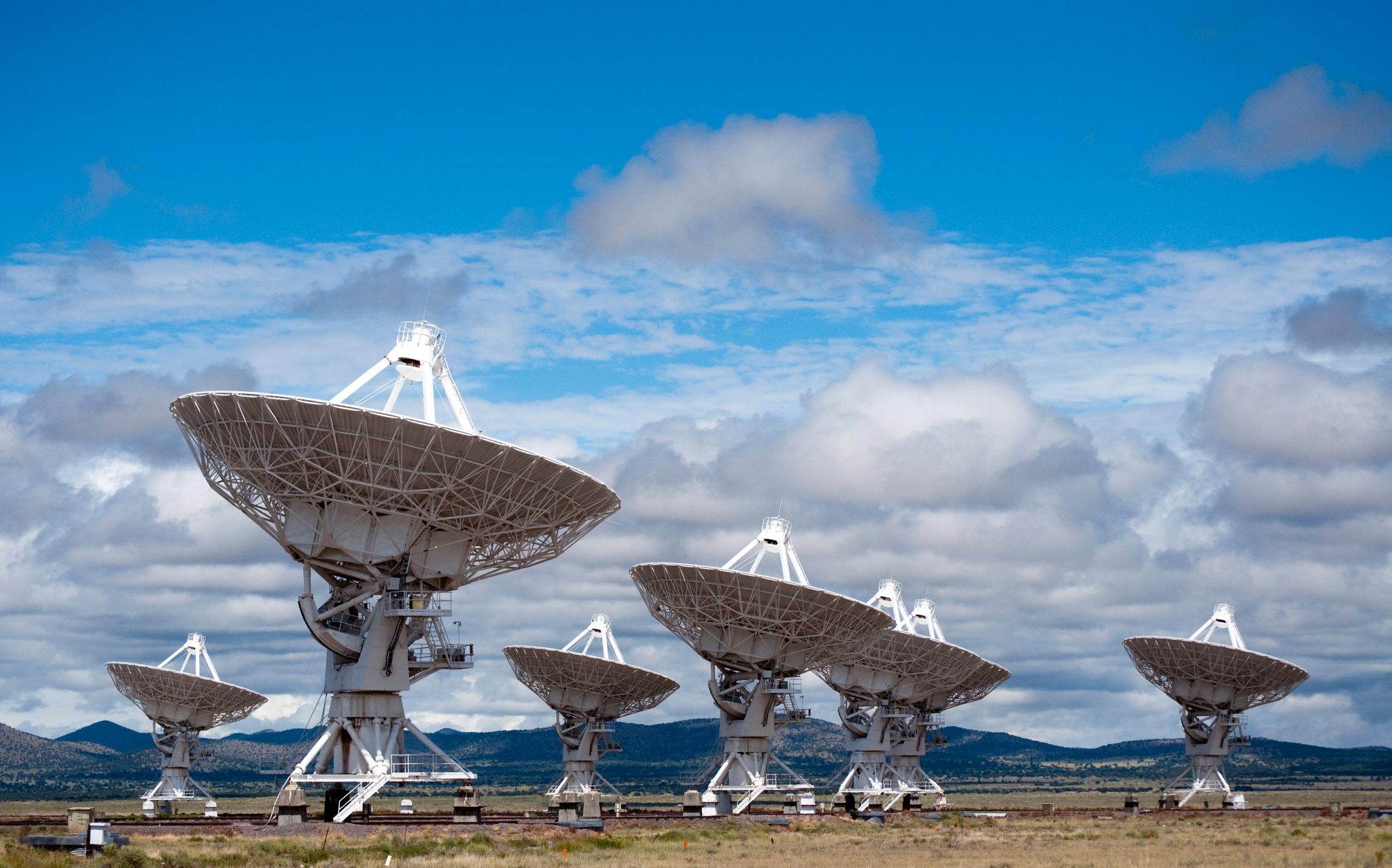 Extremely Powerful Cosmic “Dark Matter Detector” Probed by Astrophysicist