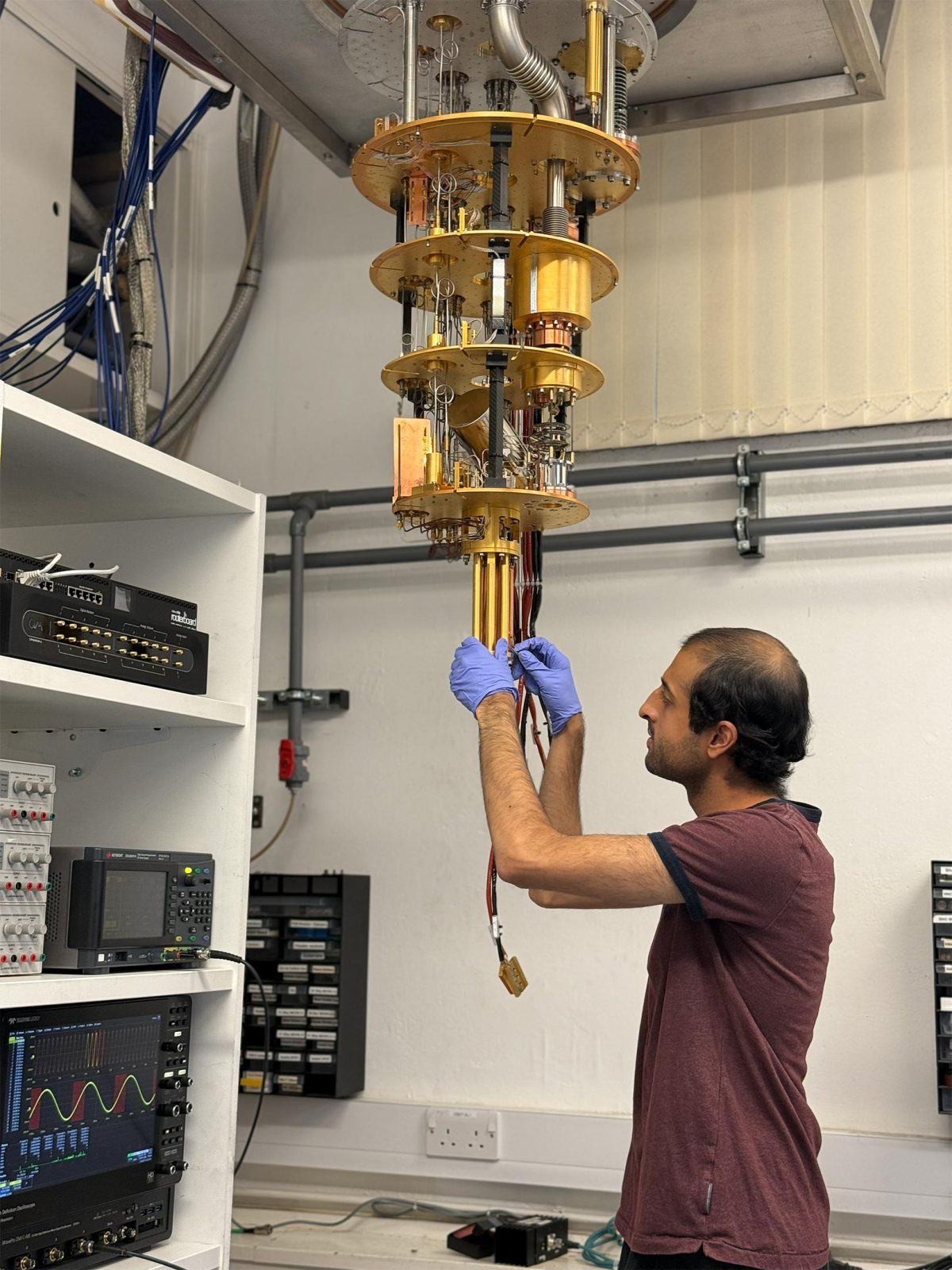 Scientists Uncover a Hidden Energy Cost in Quantum Timekeeping