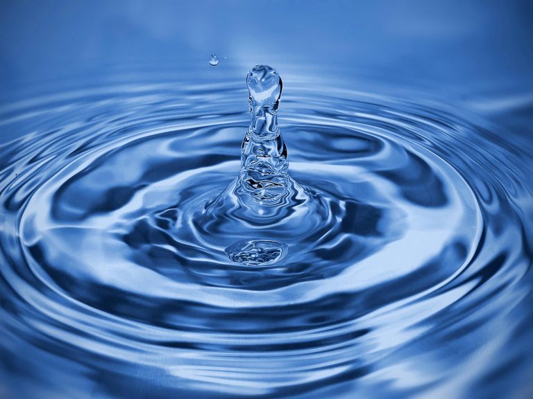 The Secrets of Life’s Most Essential Molecule: Scientists Unravel Water ...