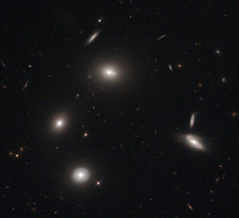 Hubble Views Elliptical Galaxy 4C 73.08