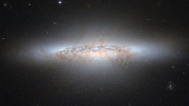Hubble Image of the Week - Lenticular Galaxy NGC 2655