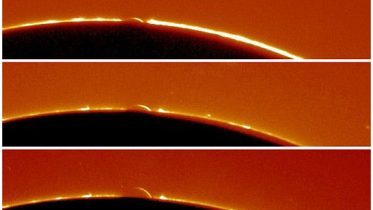 Rainbow-Like Light Phenomenon Observed on Venus for the First Time